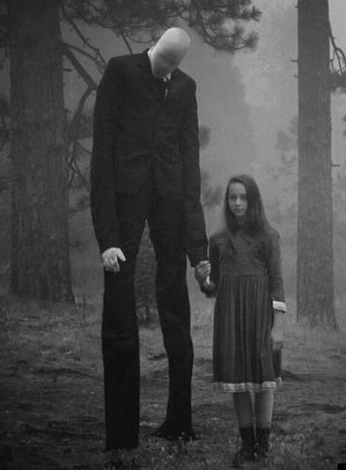 Slender Man Halloween Costumes Make An Untimely Appearance After Series ...