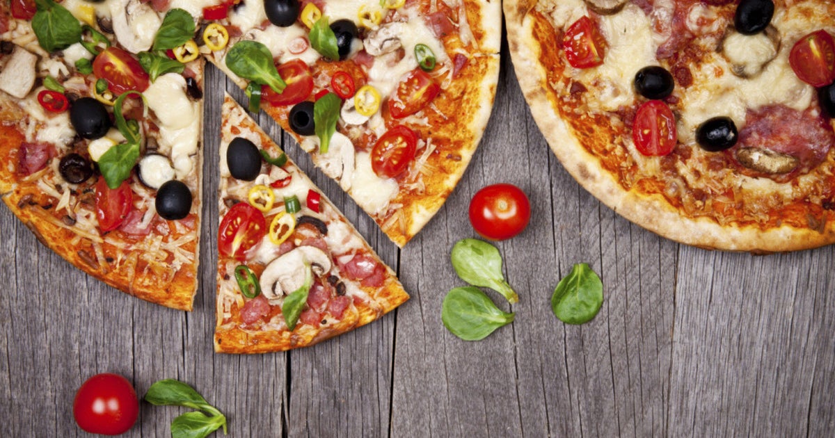 How To Cook An Authentic Neopolitan Pizza In A Frying Pan | HuffPost UK ...
