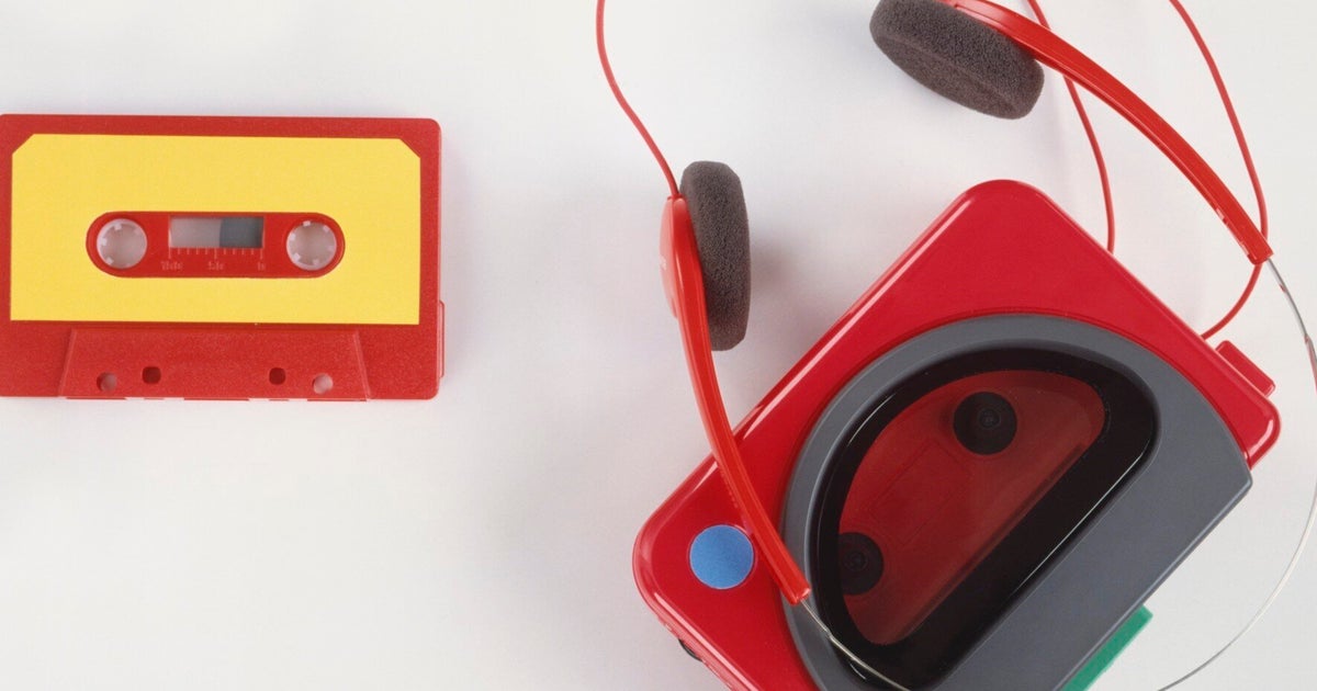 Kids React To Walkmans, But Don't Know What One Is Or Does | HuffPost ...