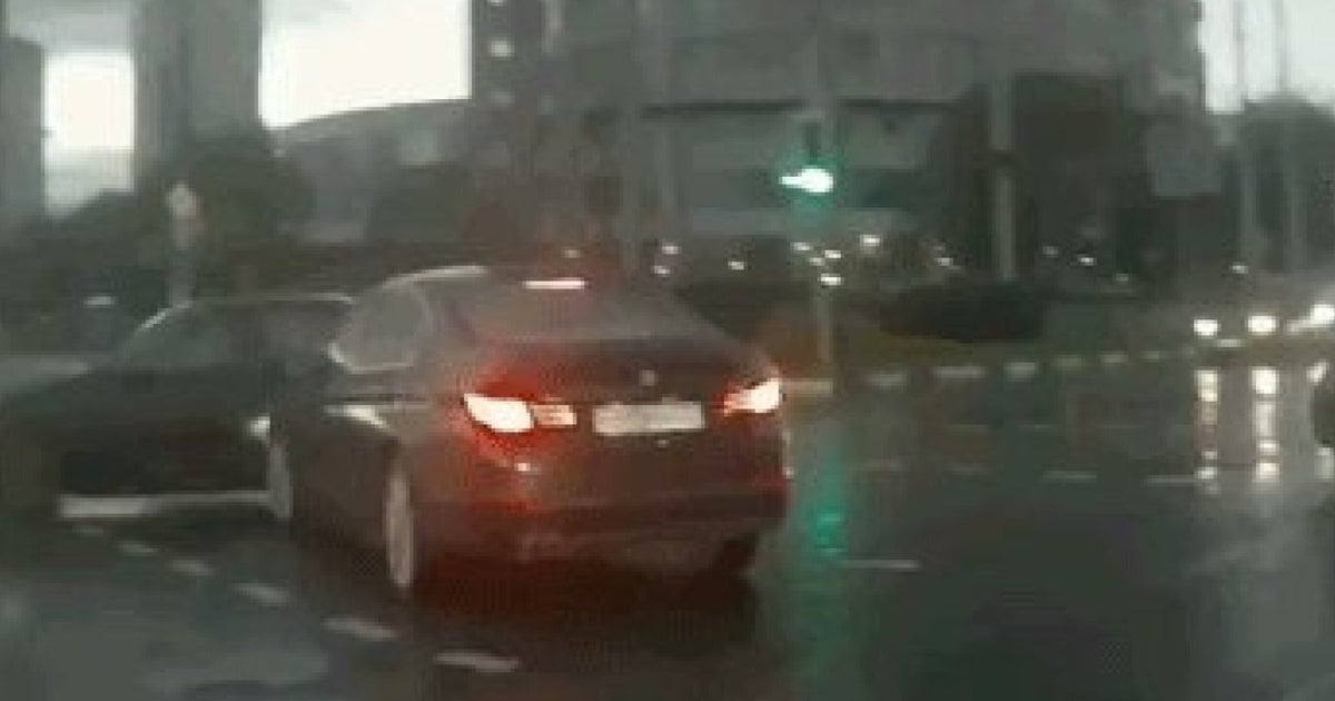 Mysterious GIF Shows 'Ghost Car' Appear From Nowhere | HuffPost UK Tech