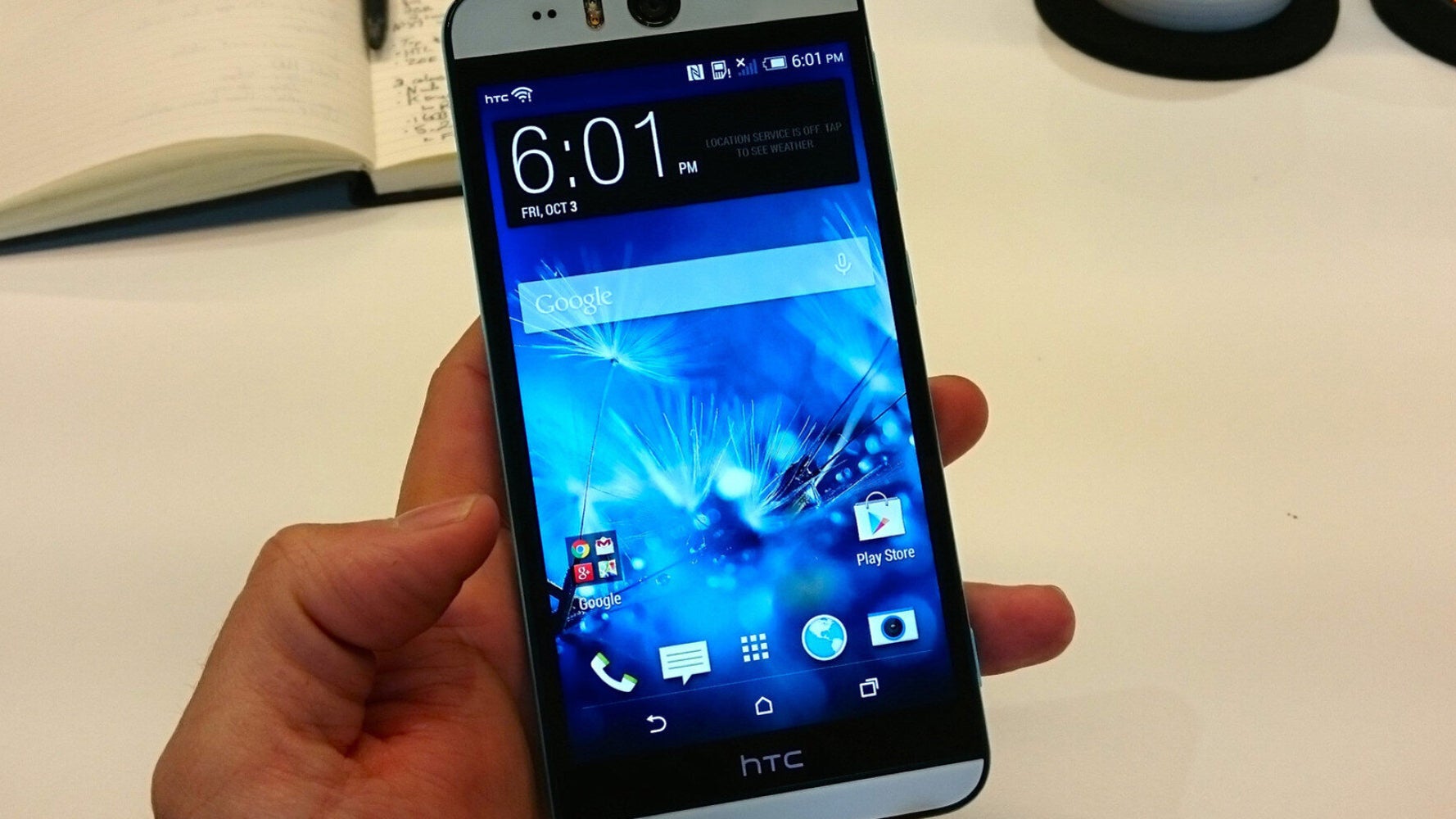 HTC Desire Eye Preview: Vain And Simple | HuffPost UK Tech