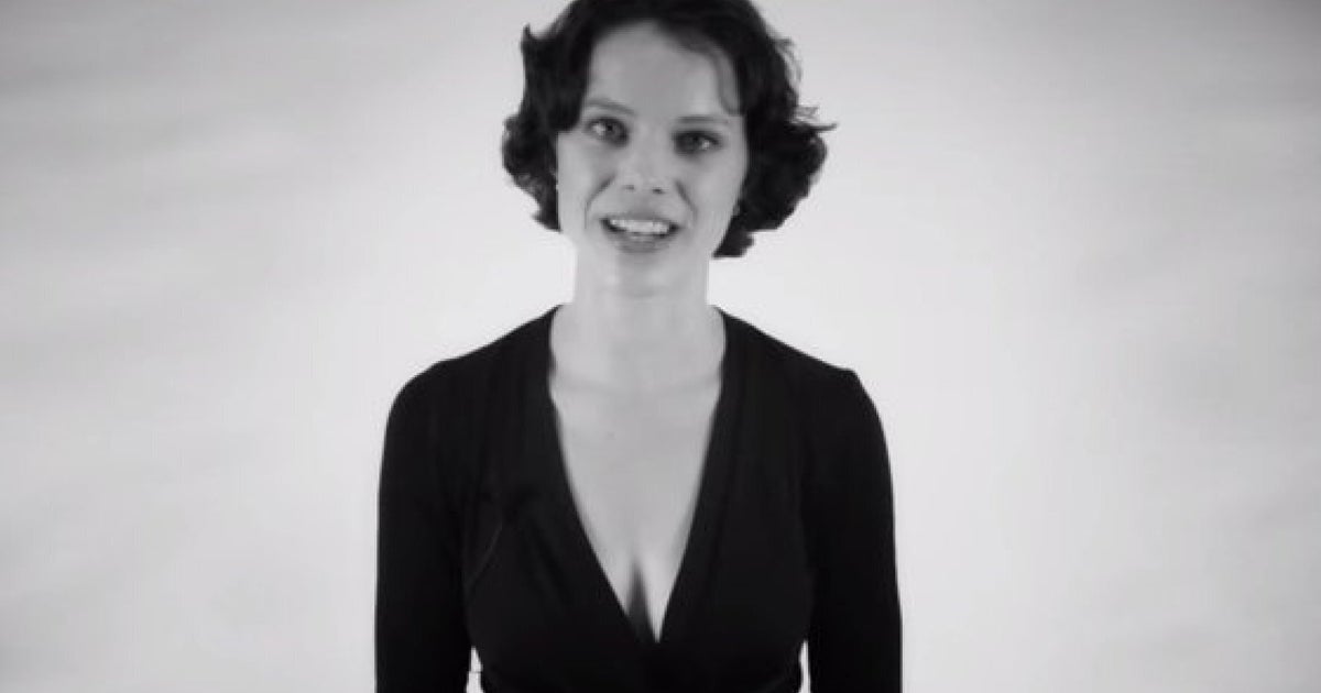 German Musician Anna-Maria Hefele Demonstrates Polyphonic Overtone ...