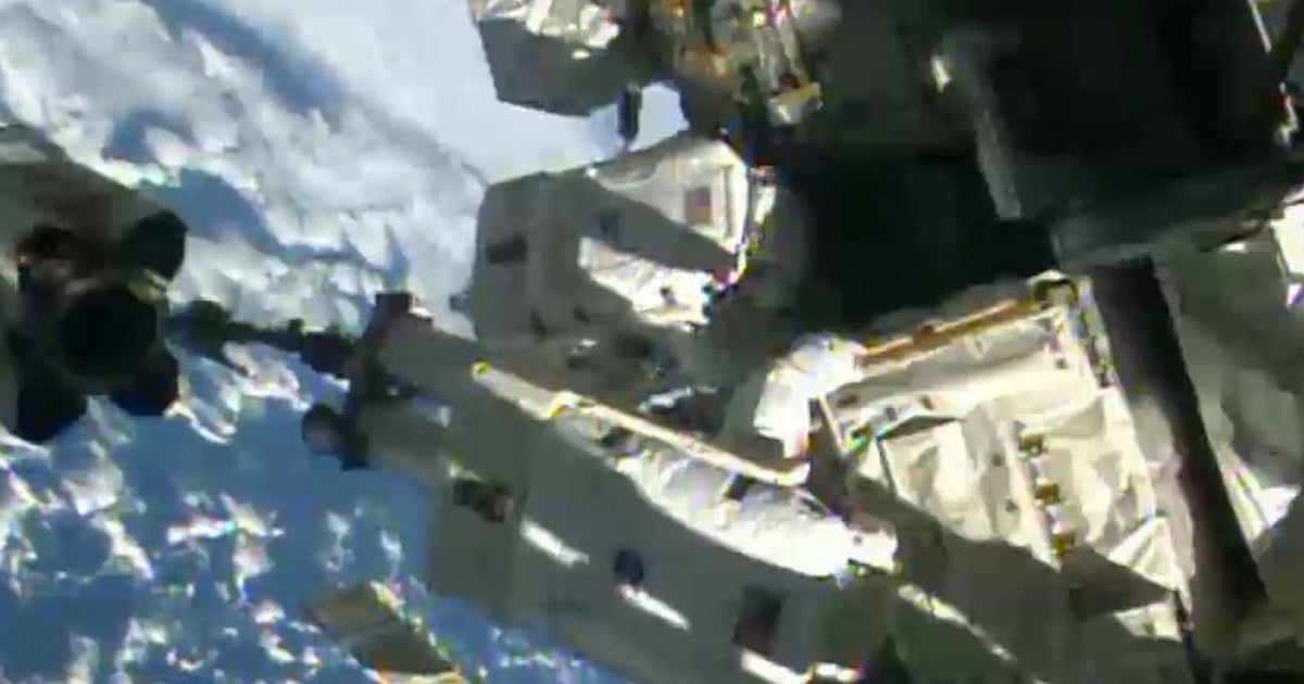 NASA Live-Streams Spacewalk On International Space Station | HuffPost ...