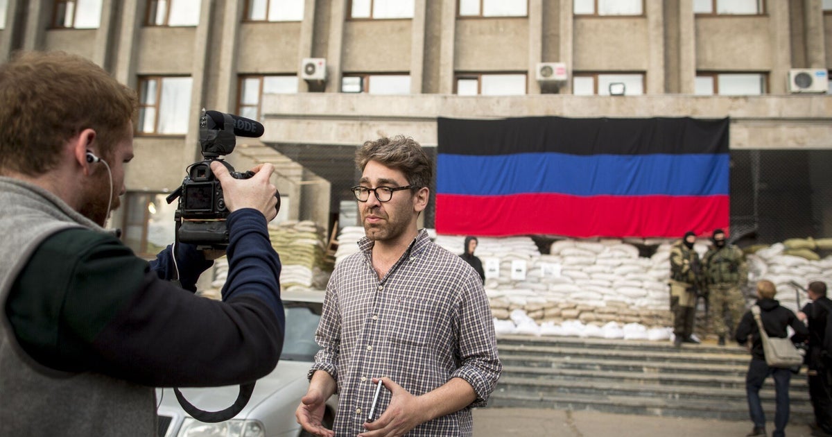 Vice Reporter Simon Ostrovsky Held By Pro-Russia Militia (VIDEO ...