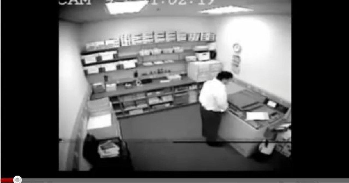 Photocopier Prank Goes Wrong (VIDEO) | HuffPost UK Comedy