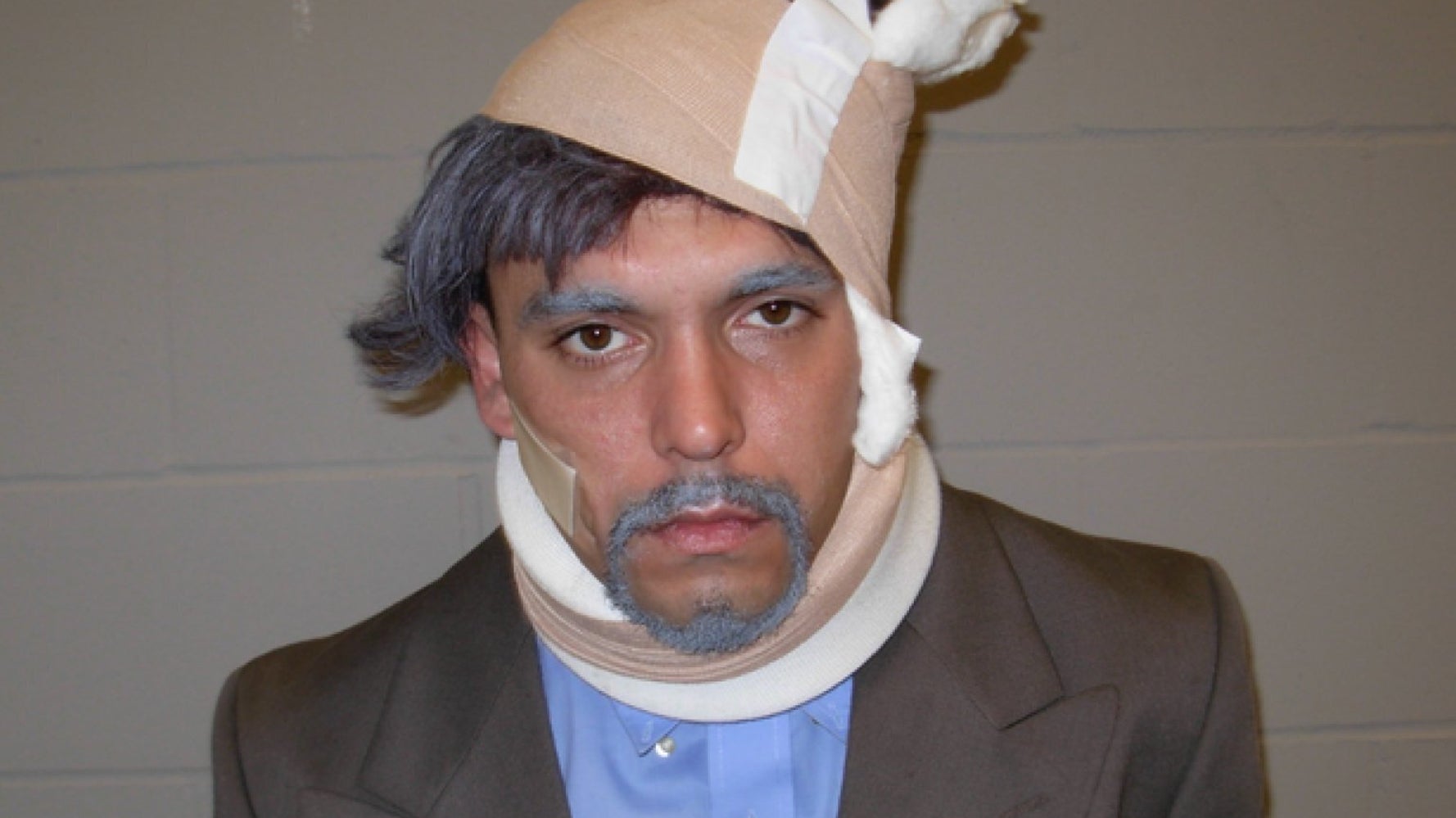 Would-Be Thief Sports Worst-Ever Disguise (PHOTO) | HuffPost UK Comedy