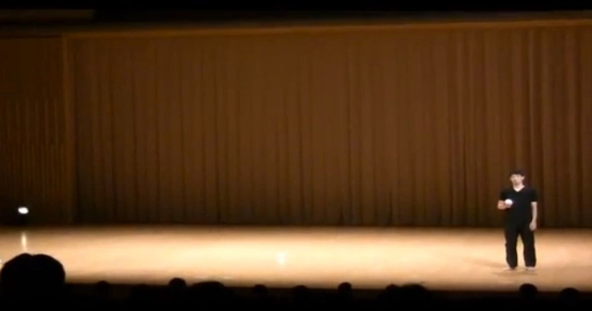 Amazing Japanese Juggler Only Has One Ball (VIDEO) | HuffPost UK Comedy