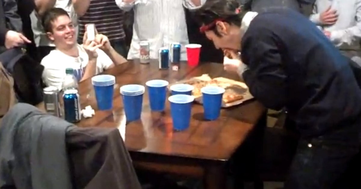 Eating Champion Takeru Kobayashi Downs A Whole Pizza In One Minute ...