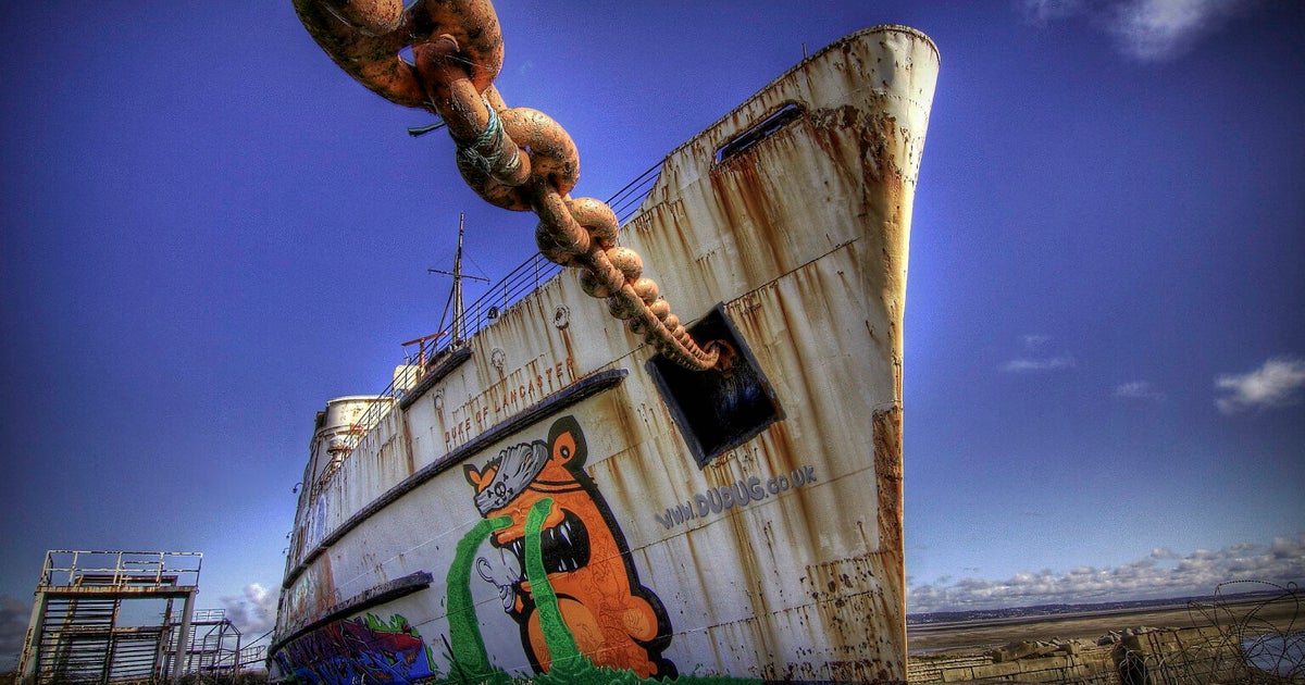 Grounded Boat The Duke of Lancaster Attracts Street Artists From Around ...
