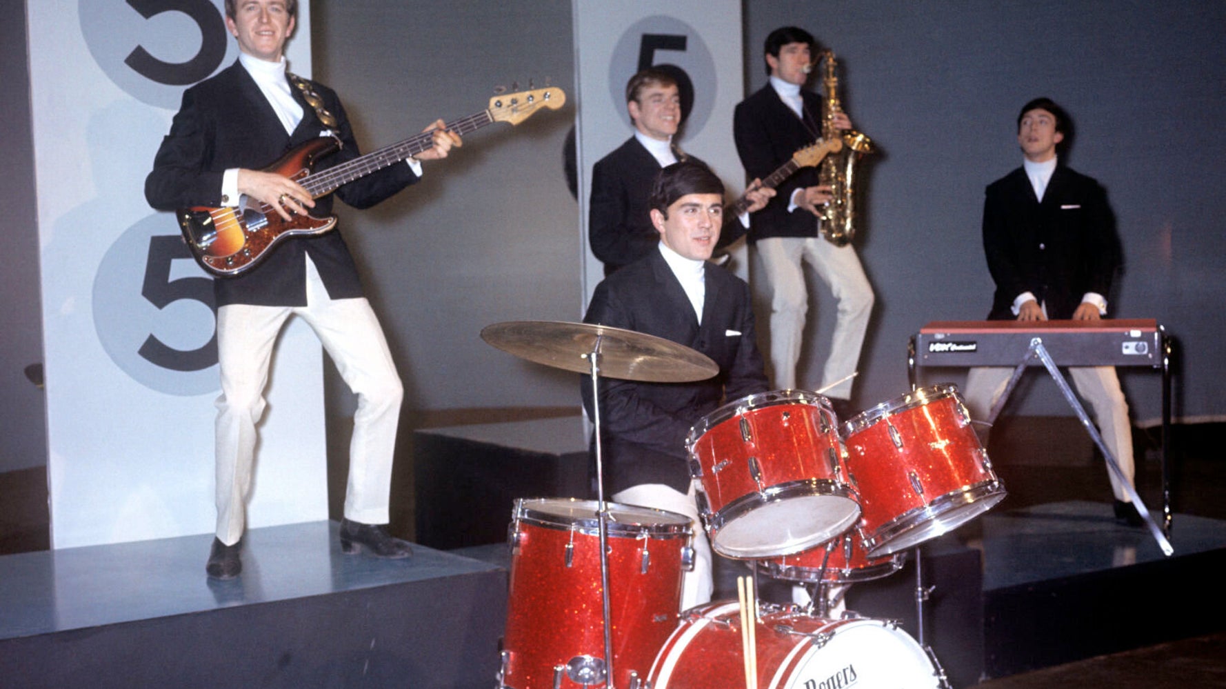 Dave Clark Five Founding Member Dead: Bassist Rick Huxley Dies Aged 72 ...