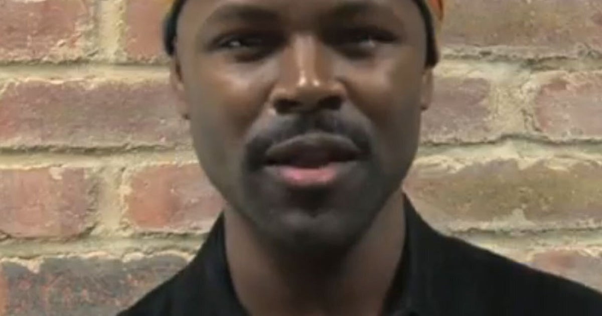 A Poem For Valentine's Day: Mr. Gee Performs 'Mr. Gee's Valentine ...