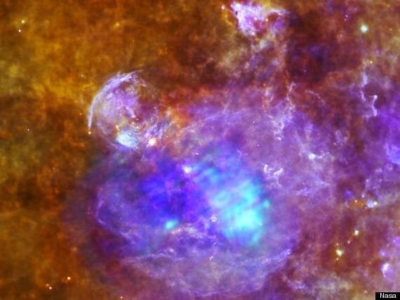 Nasa Pictures Dramatic Birth And Death Of A Star In One Photo (PICTURES ...