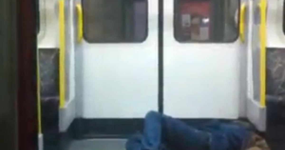 Shocking Footage Of Collapsed Man Ignored By London Underground ...