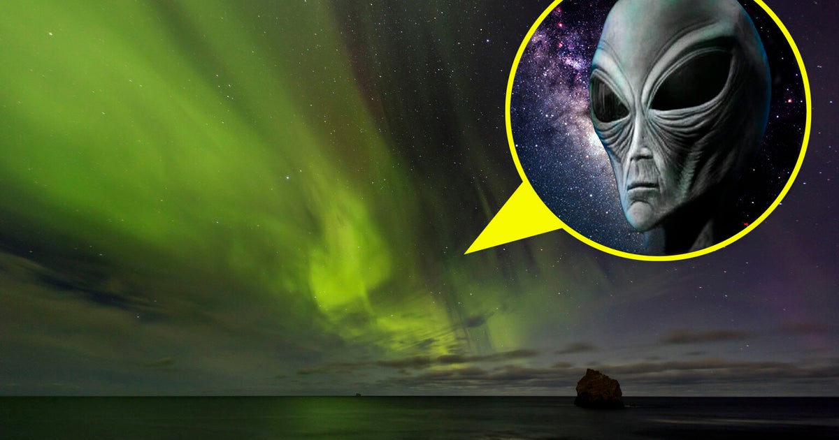 'Alien Face' Photographed In Northern Lights By Iurie Belegurschi ...