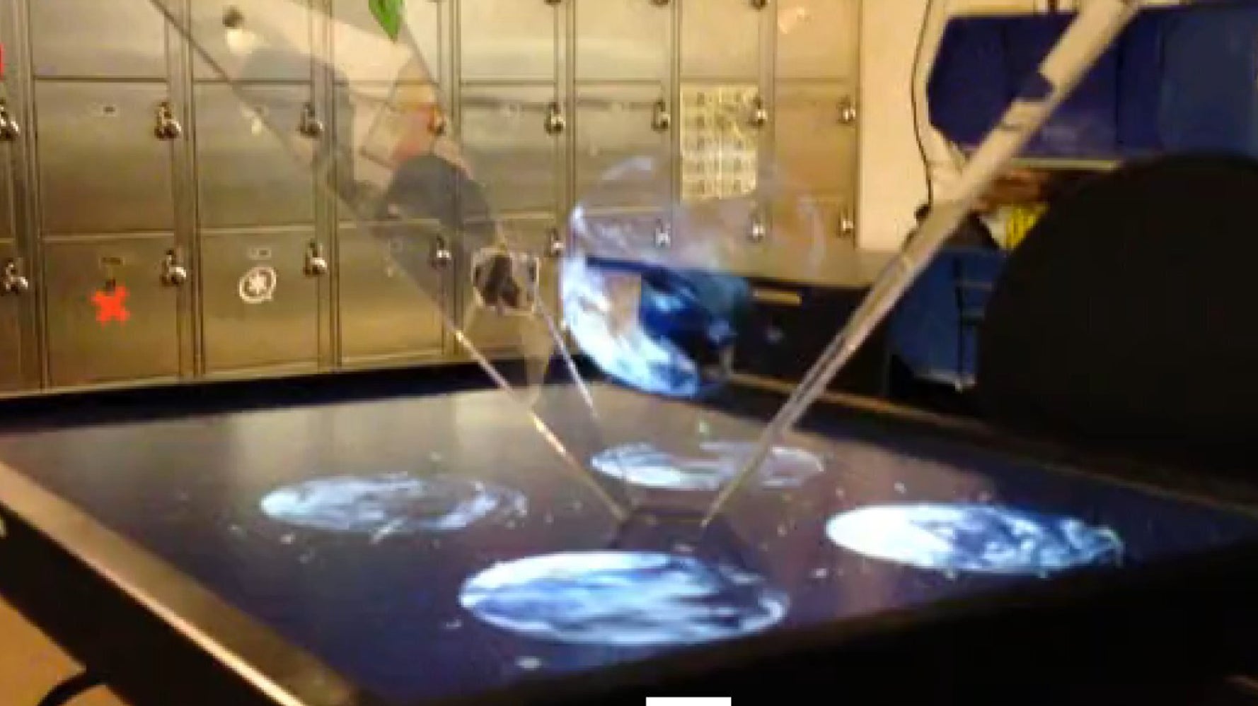 3D Hologram Gesture Computer Is Almost Worthy Of Sci-Fi (VIDEO ...