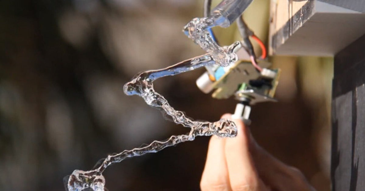 Tech Illusionist Brusspup Makes Water Bend In Mid-Air (VIDEO ... Tech Illusionist Brusspup Makes Water Bend In Mid-Air (VIDEO ...