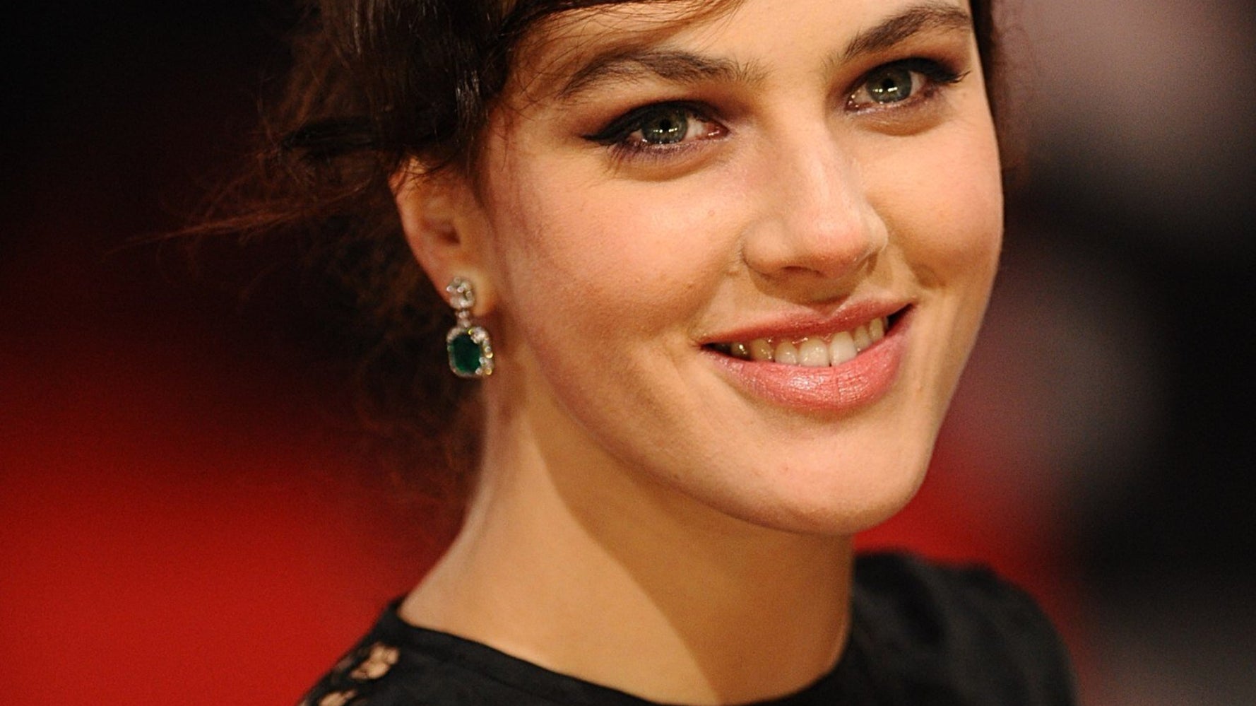 'Downton Abbey's Jessica Brown Findlay Describes The Shock Of Her ...