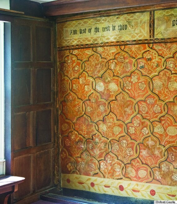 Elizabethan Wall Painting In 'Shakespeare's Crown Tavern' To Open To ...