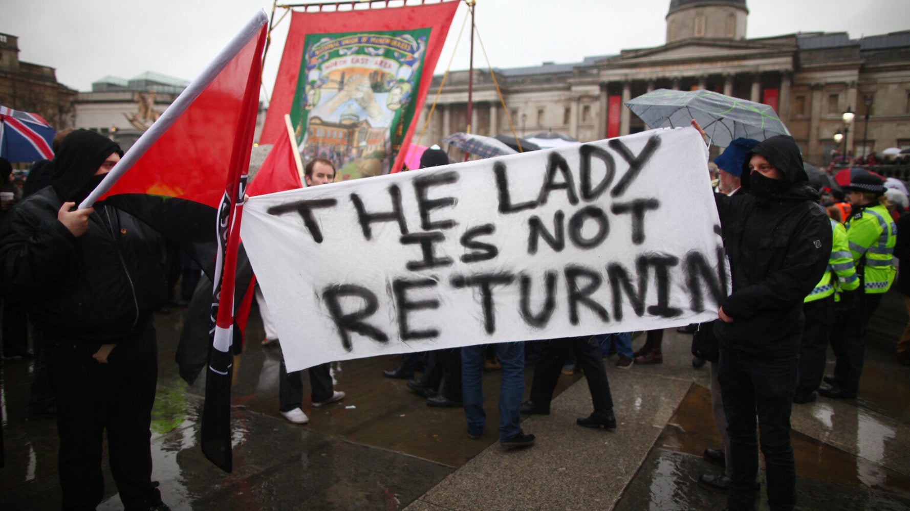 Margaret Thatcher Trafalgar Square Death Party Attended By Hundreds ...