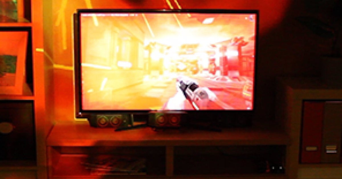 Microsoft IllumiRoom Preview: Your Next Xbox Might Be A Holodeck (VIDEO ...