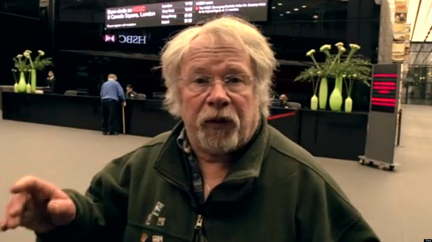 Bill Oddie Gets Evicted From HSBC (VIDEO) | HuffPost UK Comedy