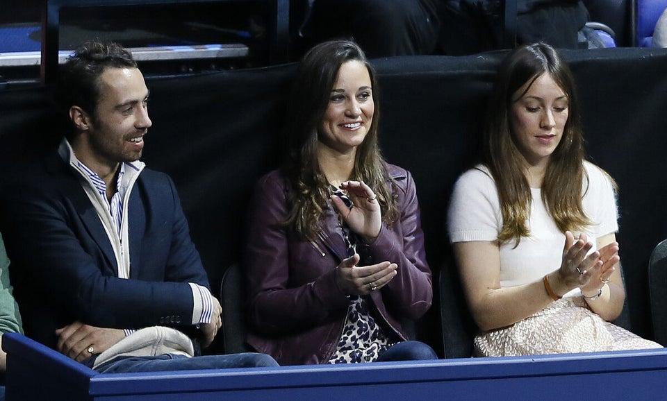 Pippa Middleton's First Column In Vanity Fair Sees Her Reveal She ...