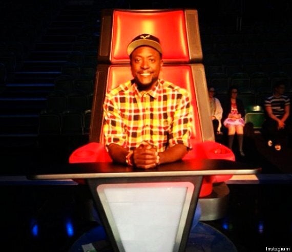 'The Voice' Hopeful Matt Henry Steals Will.i.am's Spinning Red Chair ...