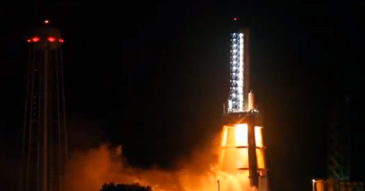 Space X Falcon 9 Reusable Rocket Gets First Full Length Test Firing ...