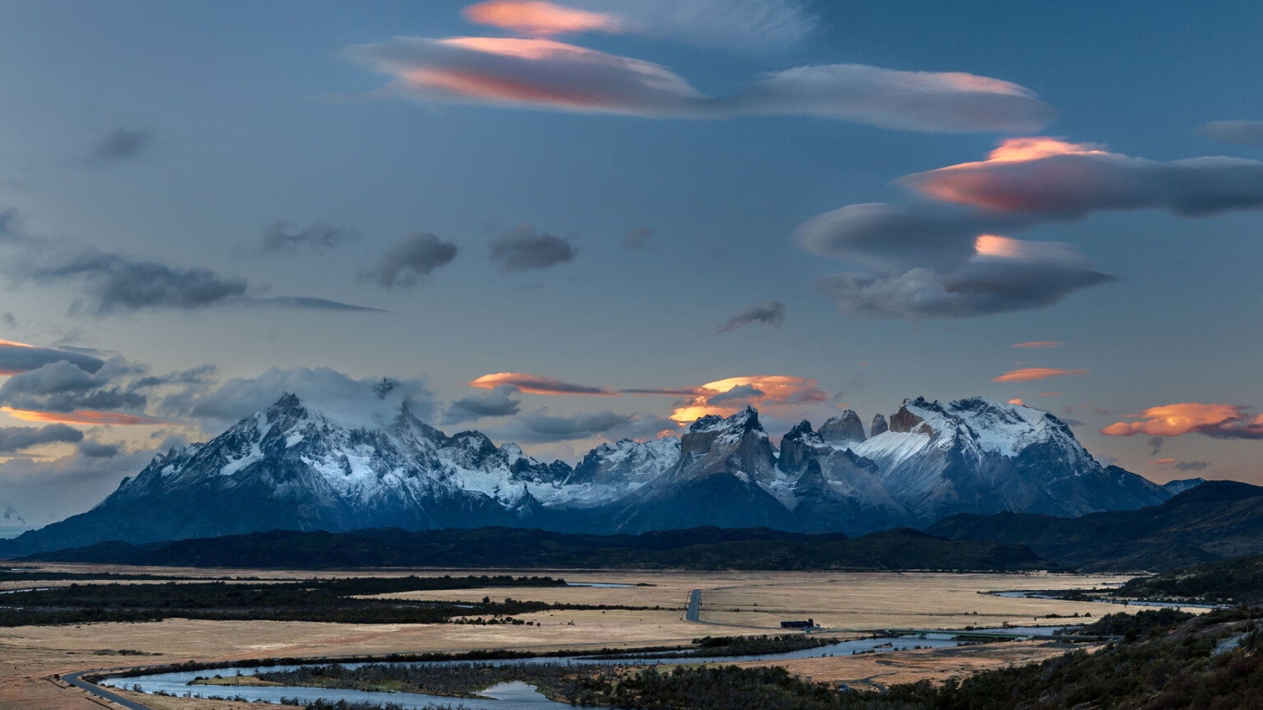 Photographer Dimitry Dubikovskiy Captures 'UFO Clouds' | HuffPost UK News
