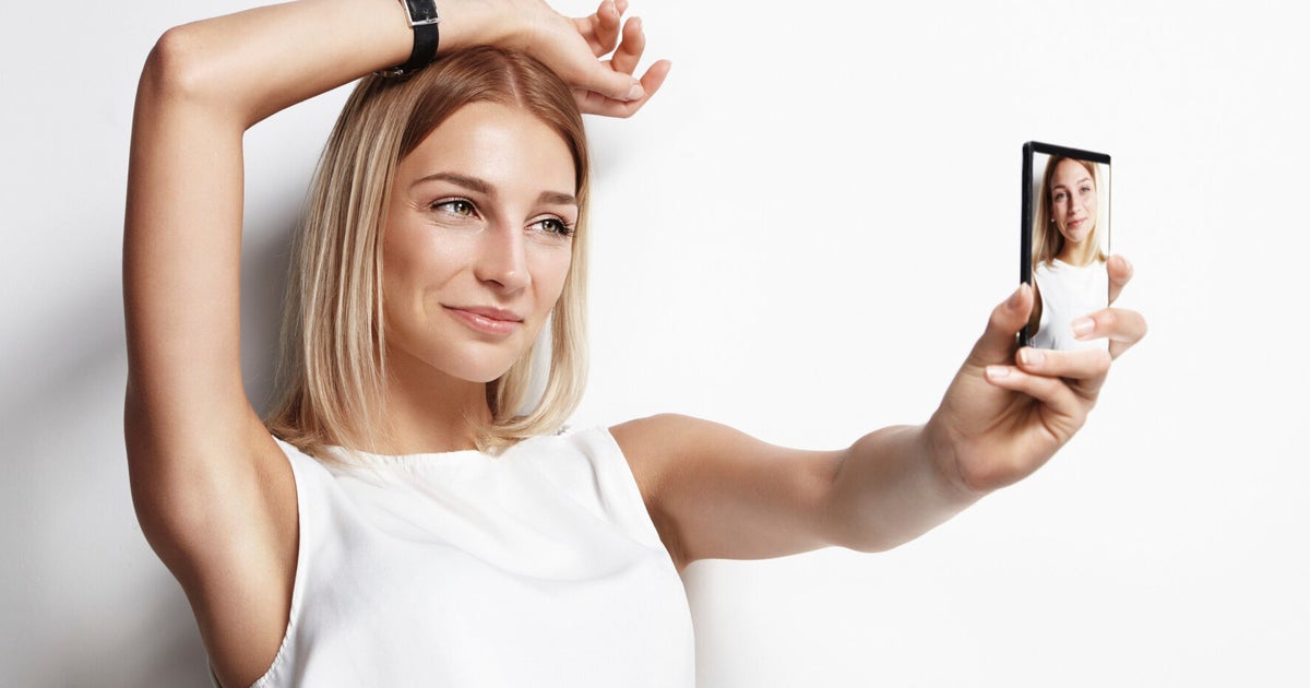 The Selfie Phenomenon Huffpost Uk