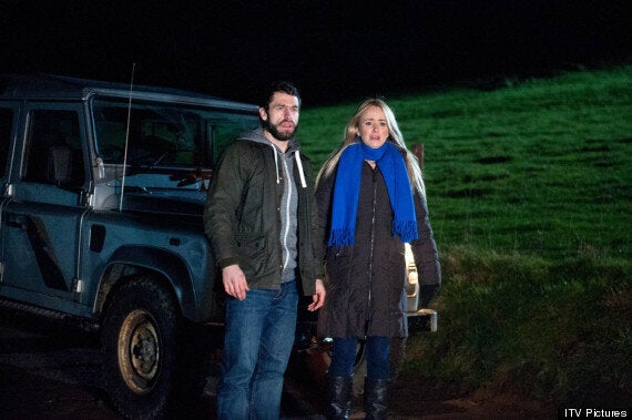 ‘emmerdale Spoiler Katie And Andy Sugdens Dream Life Goes Up In Flames Pics Huffpost Uk