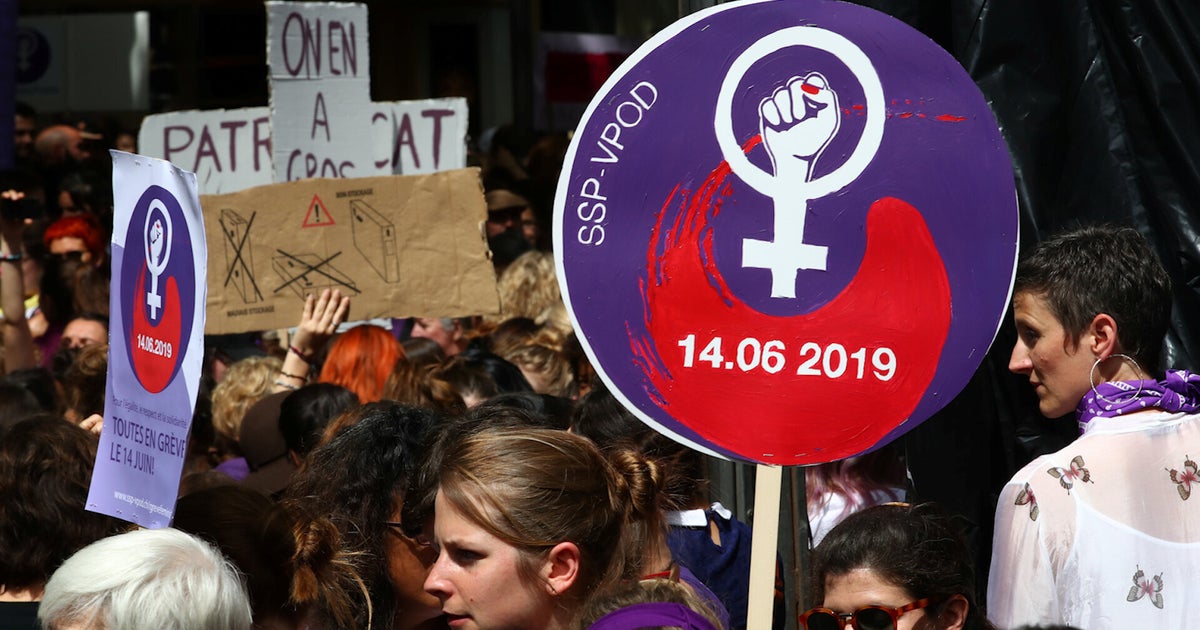 Swiss Women Take To The Streets To Protest Gender Inequality Huffpost
