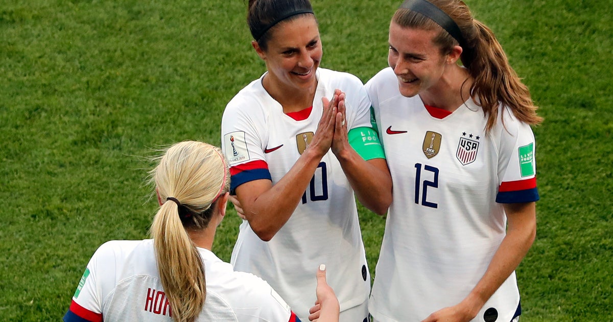 Carli Lloyd's Polite 'Golf Clap' Burns Celebration Critics At Women's ...