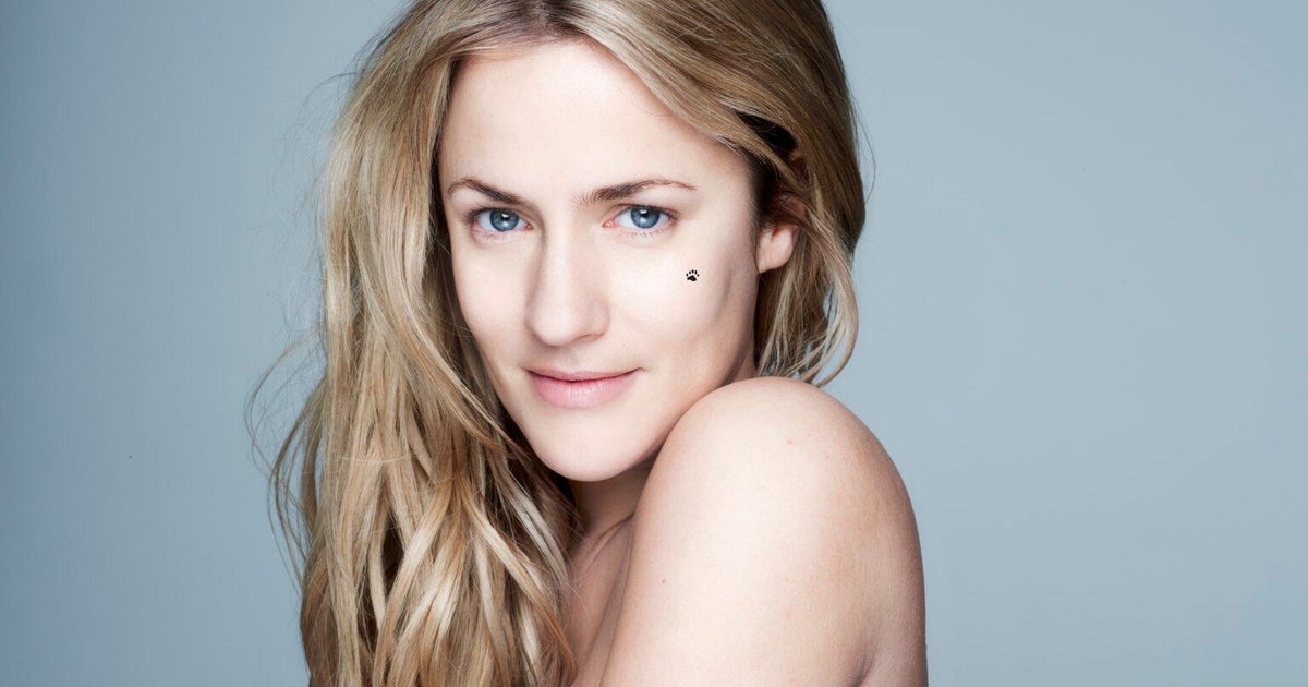Caroline Flack Poses Make-Up Free For Children In Need (PICS ...