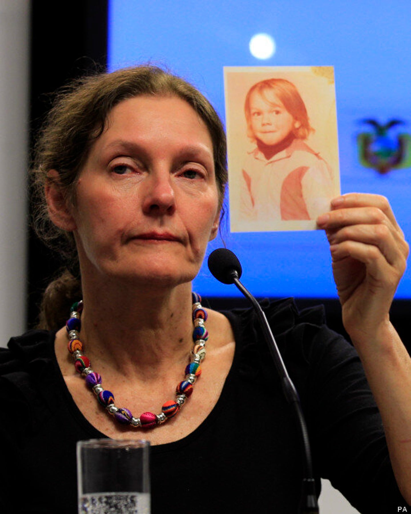 Julian Assange's Mother Christine Calls Oxford Uni Protesters 'Rabid ...