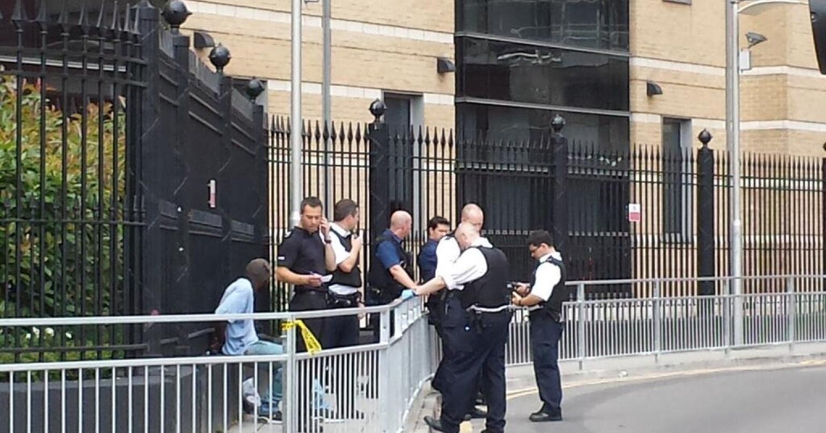 London Bridge Man 'Armed With AK-47' Detained By Police At Borough ...