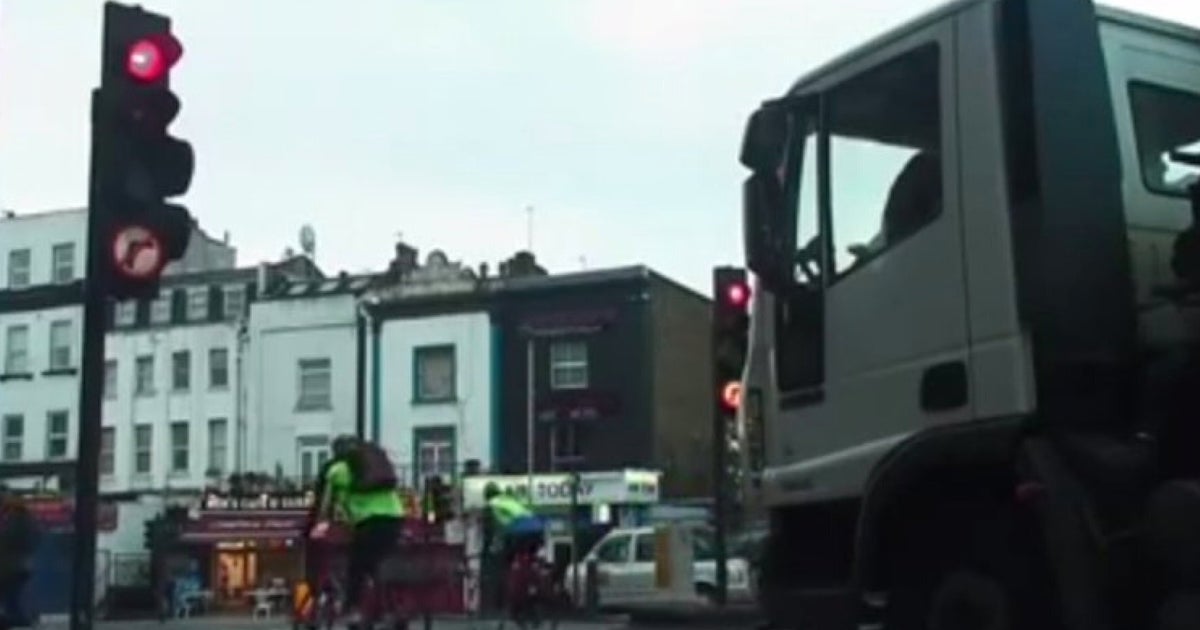 London Cyclists Jumping Red Lights Film Is Slammed By Campaigners ...