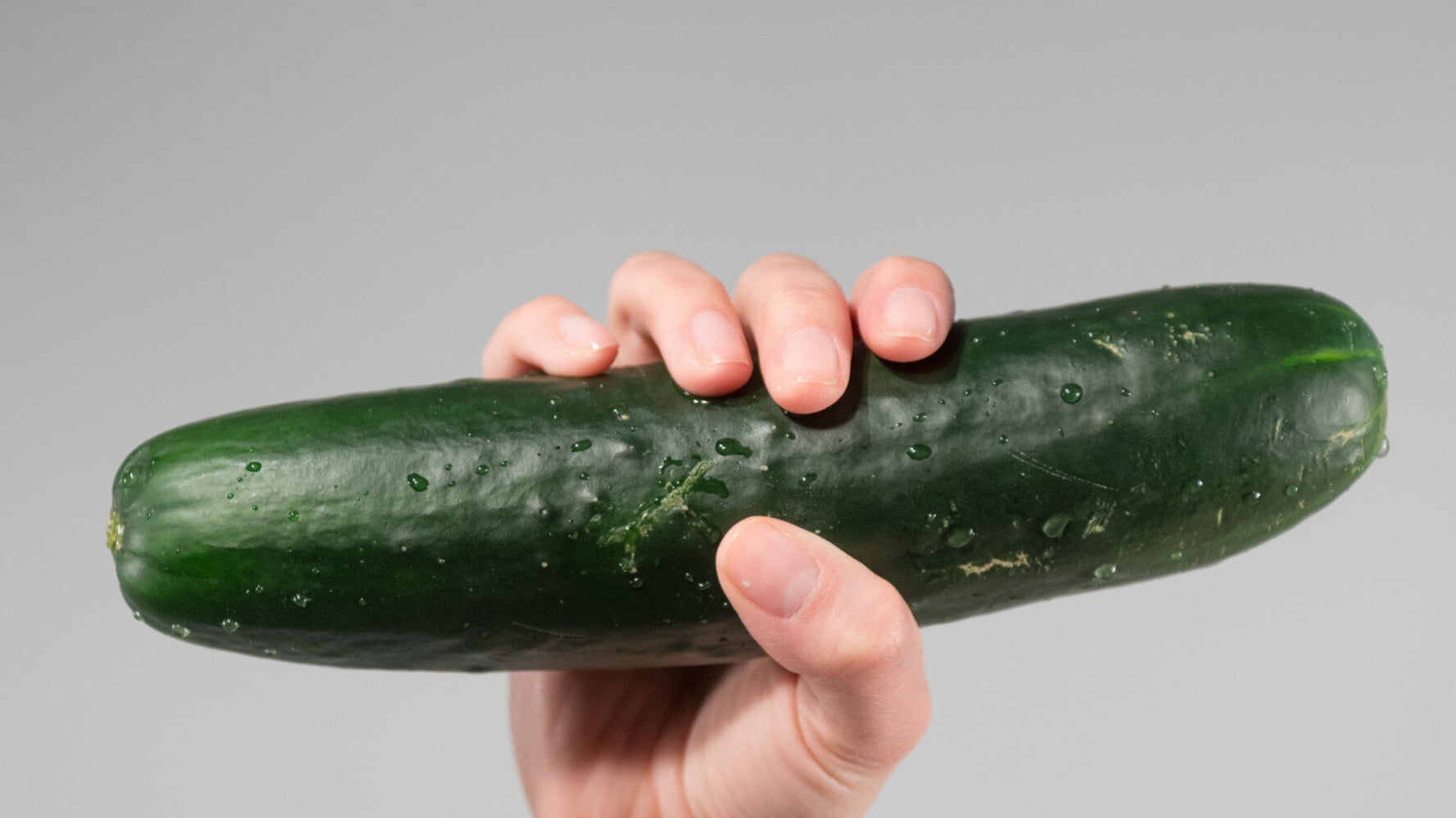 Gary Rough Jailed For Attempting to Rob Glasgow Ladbrokes With A Cucumber | HuffPost UK News