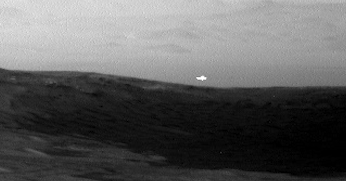 NASA Finds Glint Of Light On Mars | HuffPost Videos