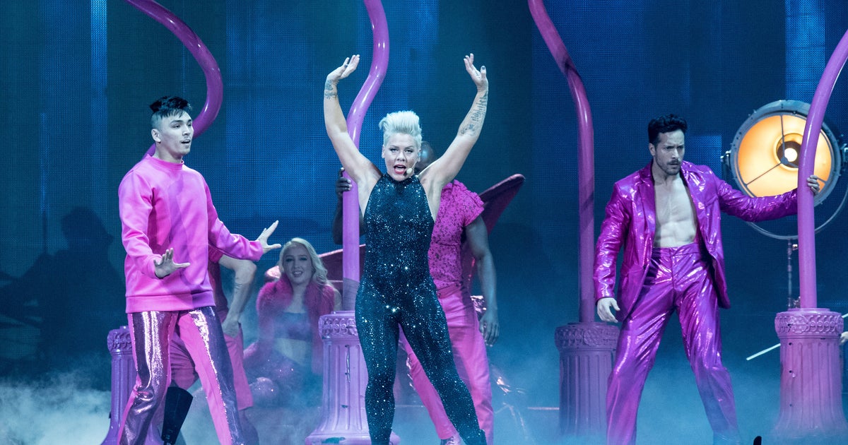 Pink Fan Gets The Party Started By Giving Birth During Her Idol's ...