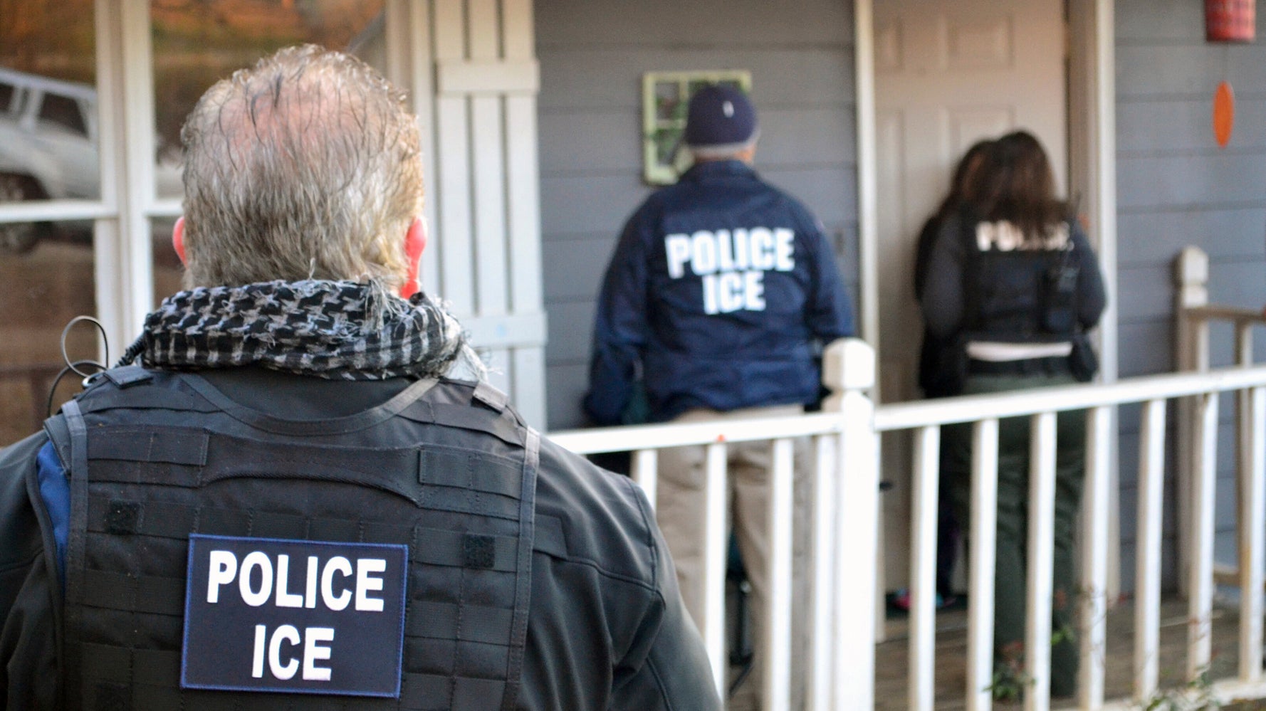 ICE Plans To Launch Nationwide Raids And Arrest Thousands This Weekend ...