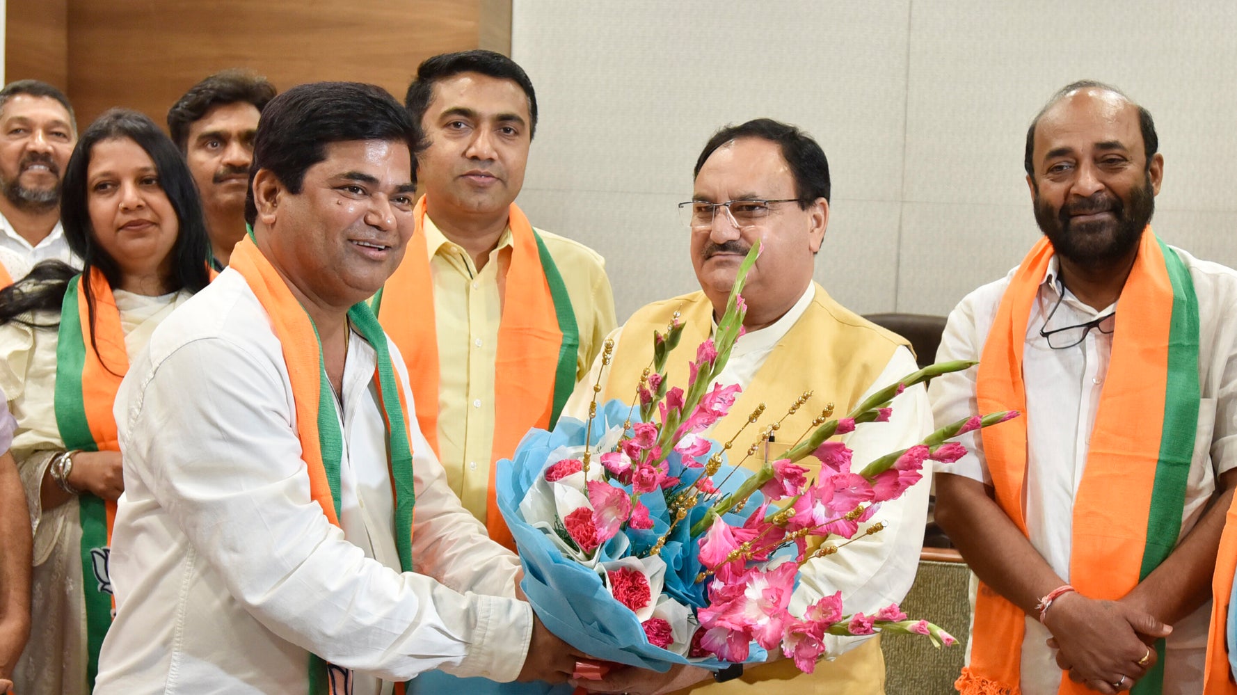 Why 10 Goa Congress MLAs Are With The BJP Now | HuffPost Politics