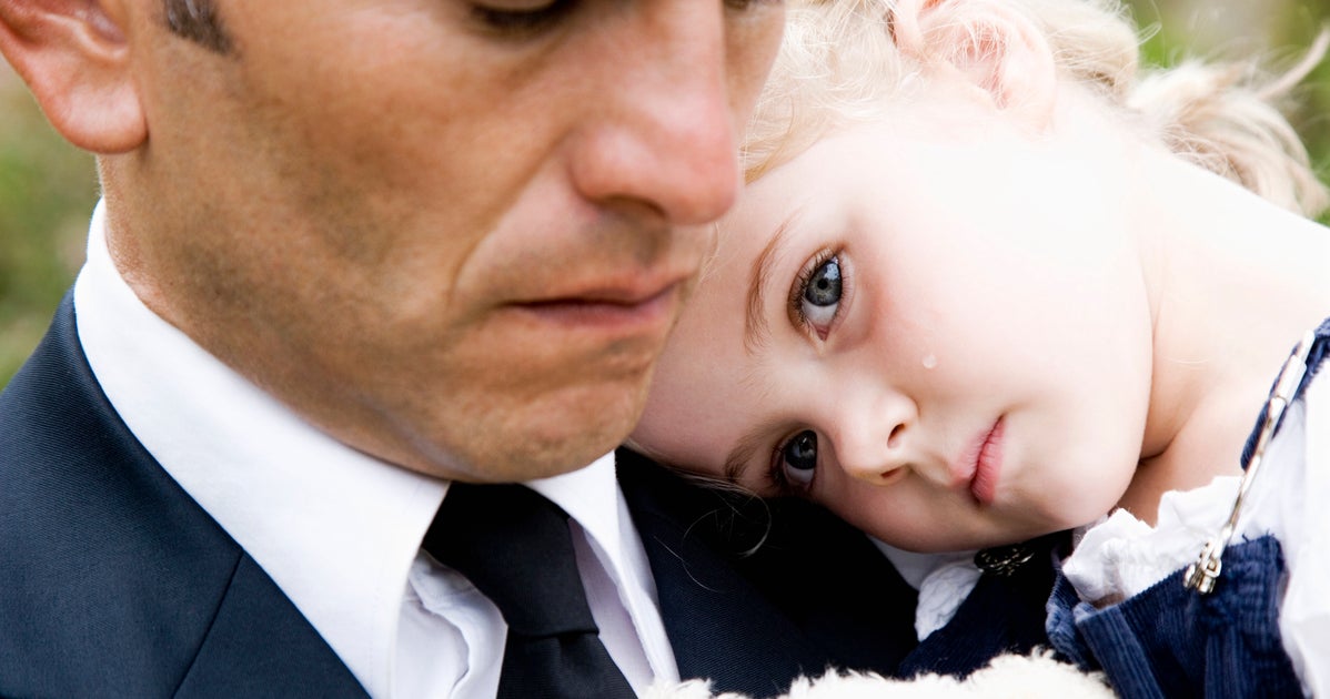 Here's How To Help Your Child Say Goodbye To A Loved One At A Funeral ...