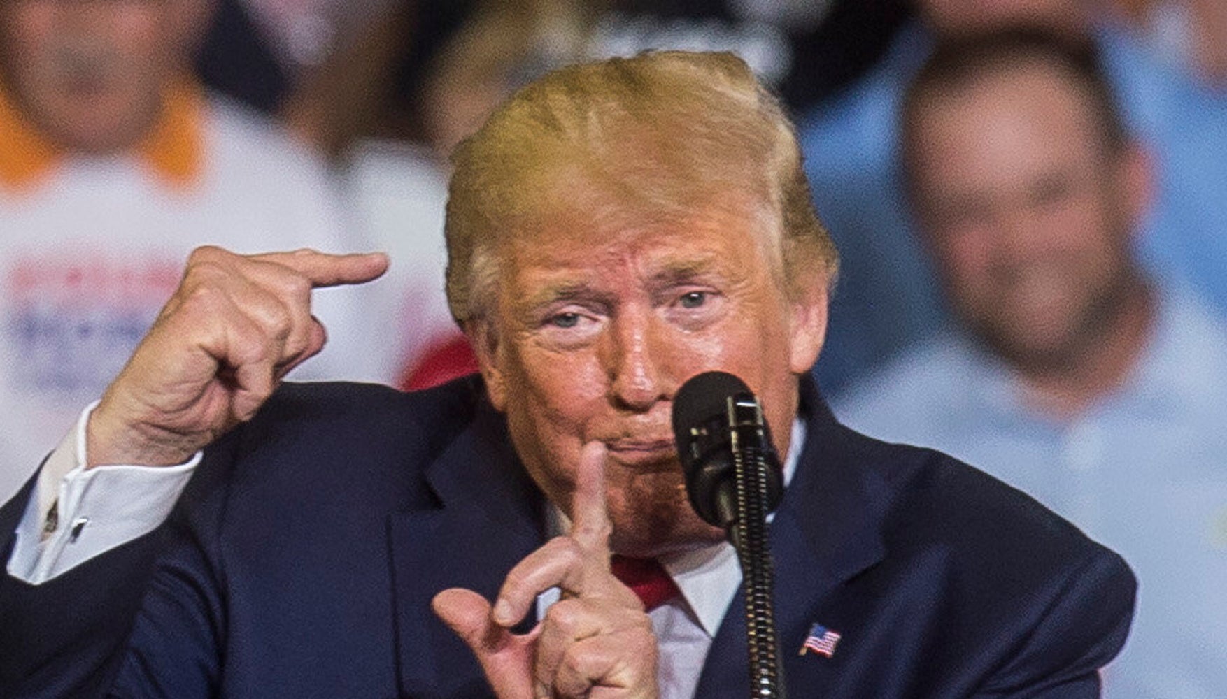 Now Trump Is Selling Overpriced Straws To Thirsty Fans Just To Own The ...