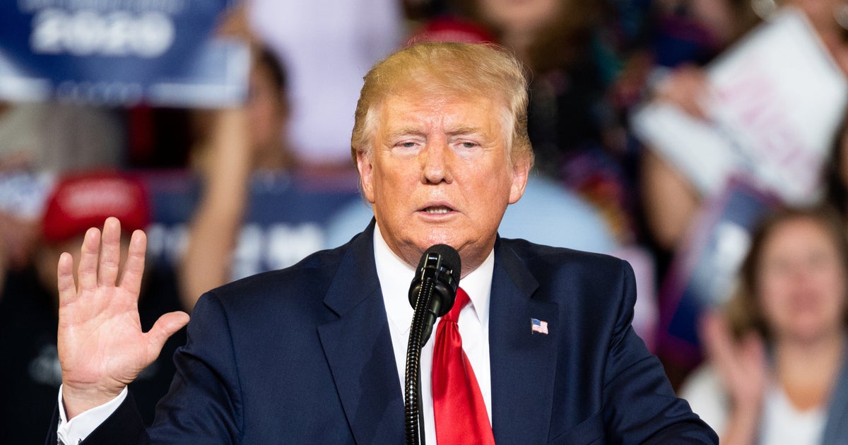 People Love This News Anchor's Response After Trump Attends MAGA-Themed ...