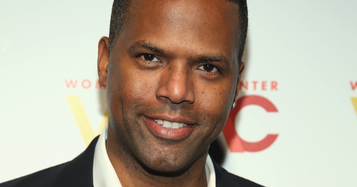 'Extra' Host A.J. Calloway, Warner Bros. Part Ways Amid Misconduct ...