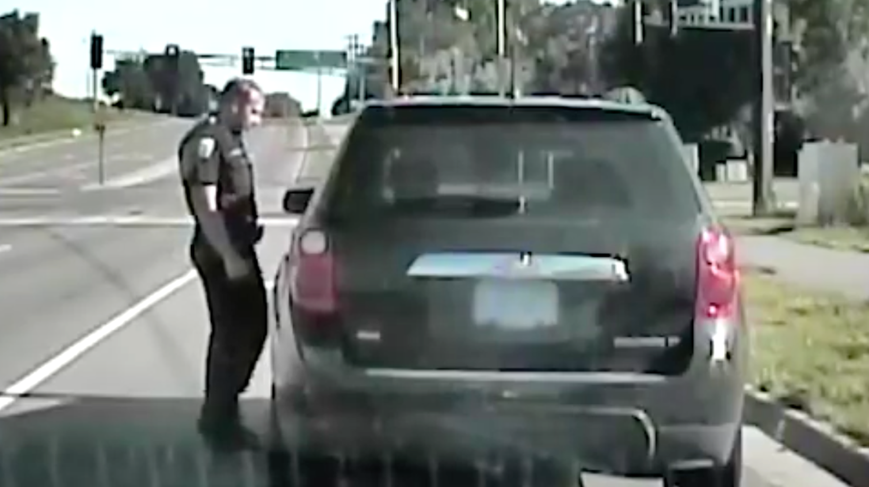 Motorist Astounds Cop With Excuse For Texting While Driving | HuffPost ...
