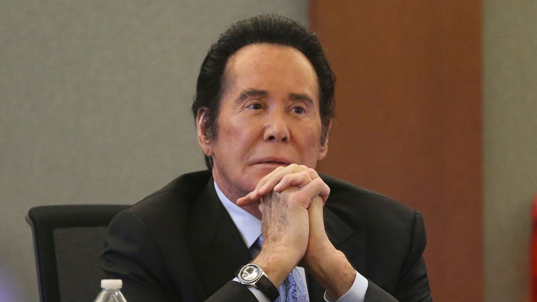 Wayne Newton Gets Sued After Pet Monkey Allegedly Bites Girl | HuffPost