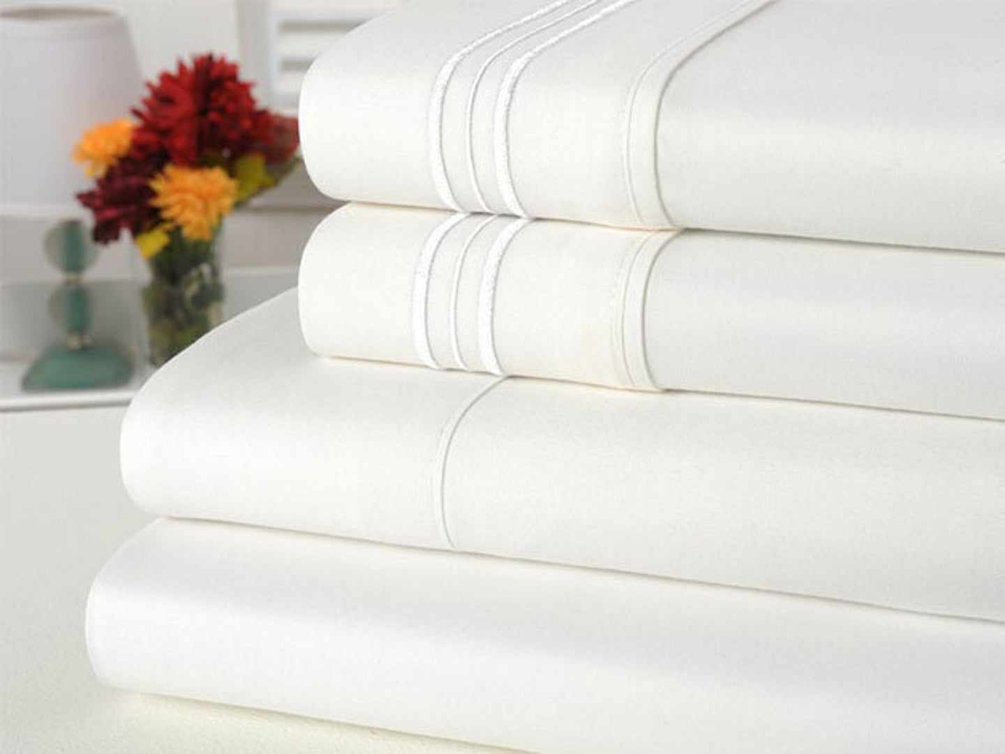 Rest Easy When You Save Money On These Sale Sheet Sets | HuffPost Life