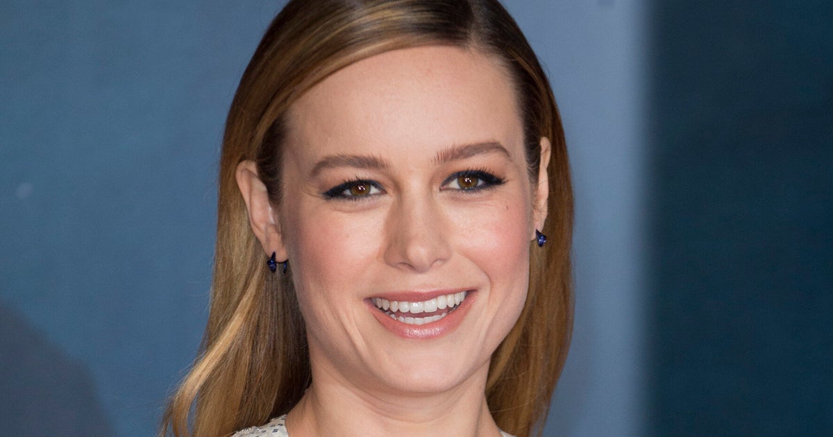 Twitter Criticizes Brie Larson For Wearing Low-Cut Top On A 'Family ...